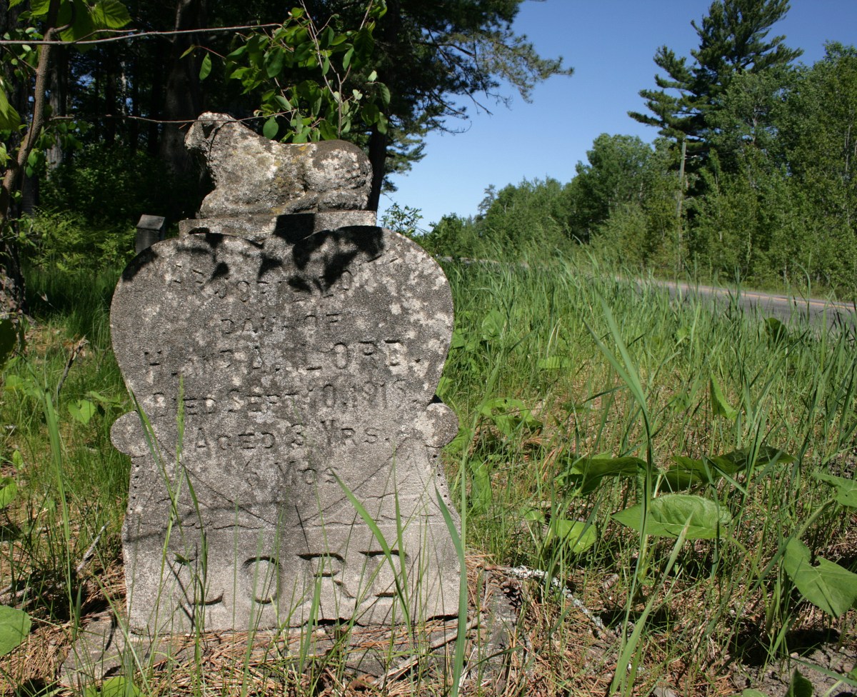 Mini Cemetery Road Trip – Cemetery Photography by Chantal Larochelle
