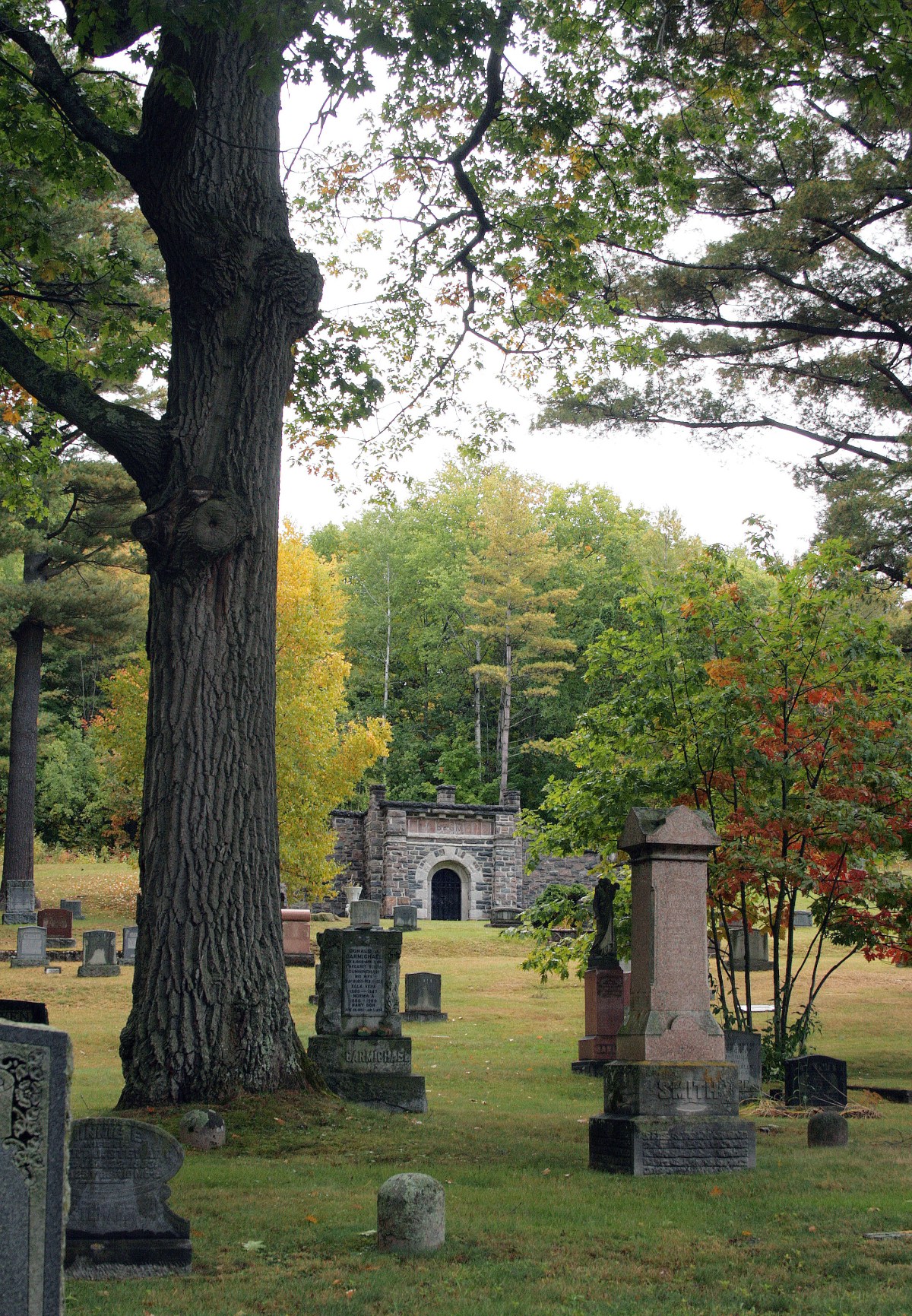 Haunted Cemetery Road Trip: The Beck House – Cemetery Photography by ...