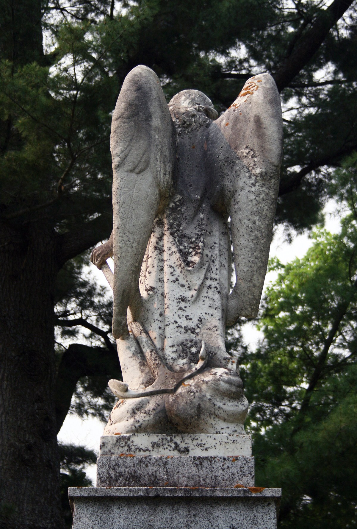 A Collection of Cemetery Statues – Cemetery Photography by Chantal ...